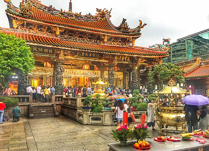 Longshan Temple » Longguan Tours